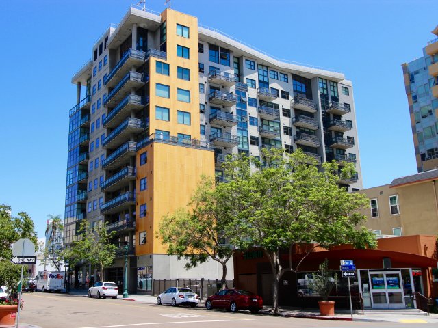 Aperture Condos, Lofts & Townhomes For Sale | Aperture Real Estate ...