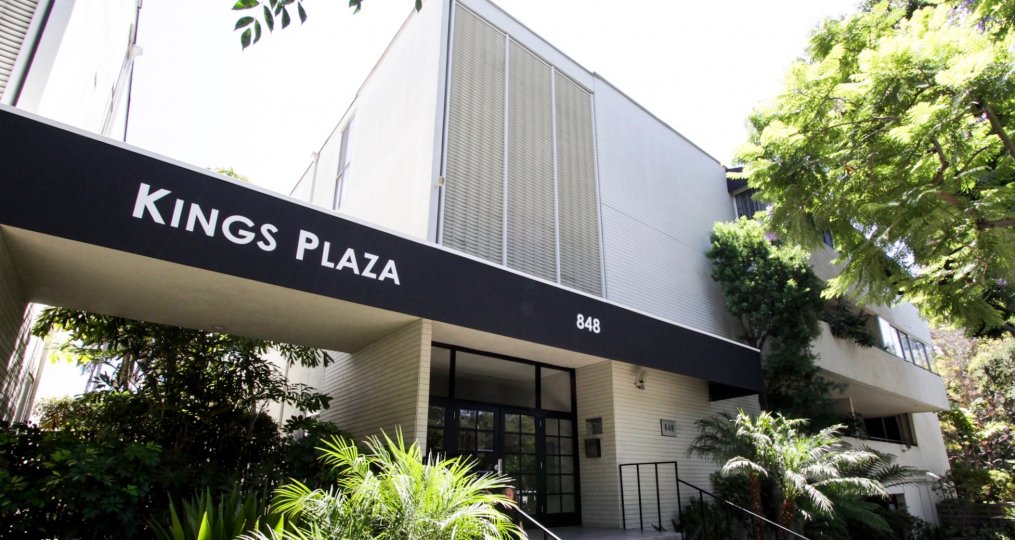 Kings Plaza - West Hollywood CA