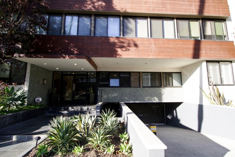 Crescent Condos Condos, Lofts & Townhomes For Sale | Crescent Condos ...