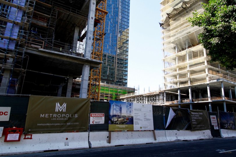 Metropolis Condos, Lofts & Townhomes For Sale | Metropolis Real Estate ...