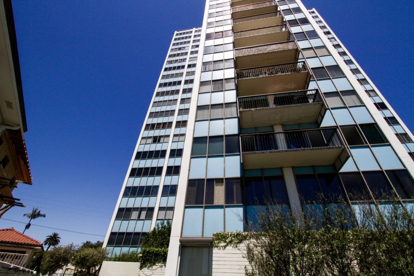 Galaxy Tower Condos, Lofts & Townhomes For Sale | Galaxy Tower Real ...