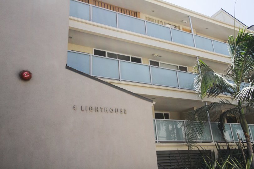 4 Lighthouse Condos, Lofts & Townhomes For Sale | 4 Lighthouse Real ...