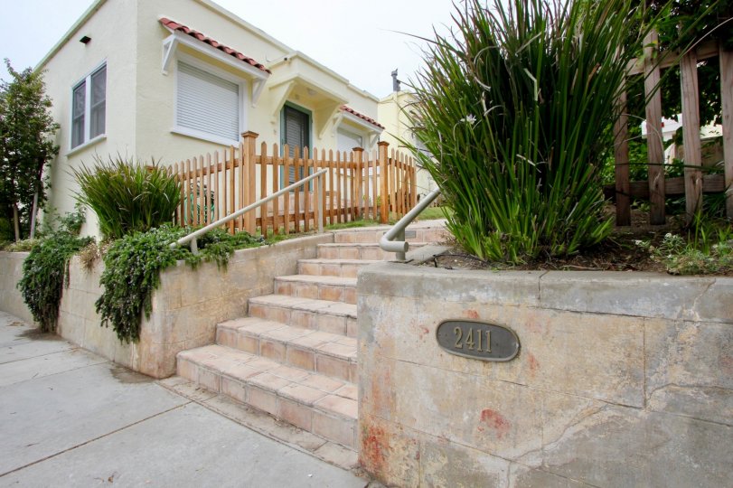 Sunshine Court Condos, Lofts & Townhomes For Sale | Sunshine Court Real ...