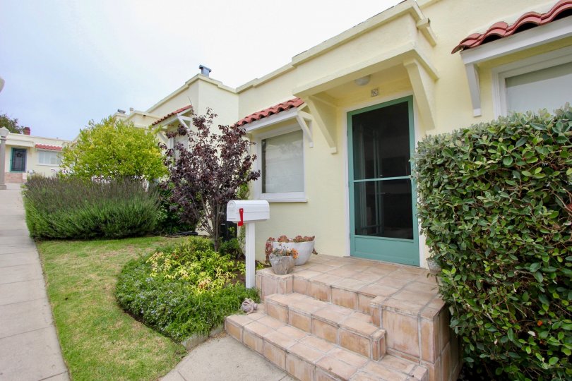 Sunshine Court Condos, Lofts & Townhomes For Sale | Sunshine Court Real ...