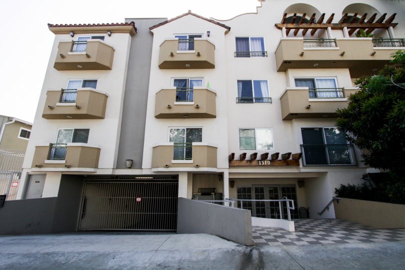 Detroit Hollywood Condos, Lofts & Townhomes For Sale | Detroit ...