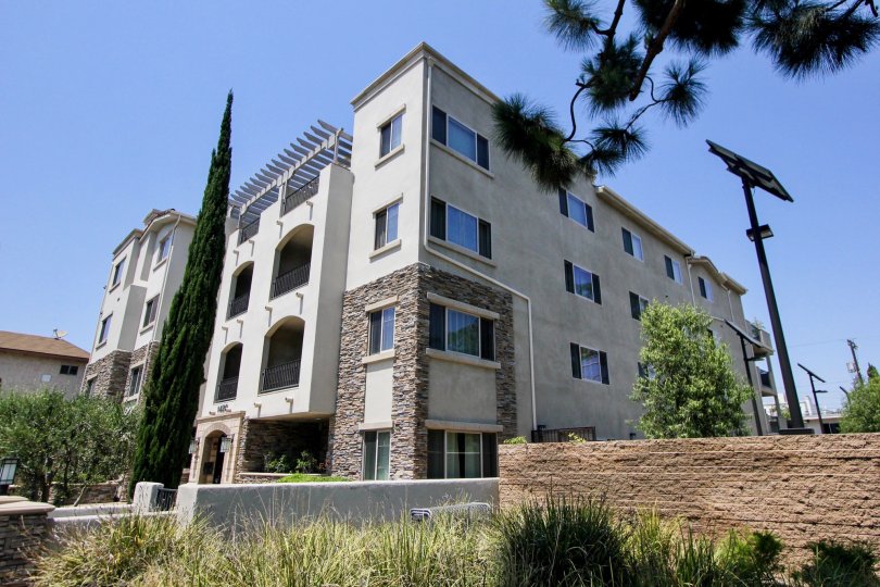 Bundy Condominiums Condos, Lofts & Townhomes For Sale | Bundy ...