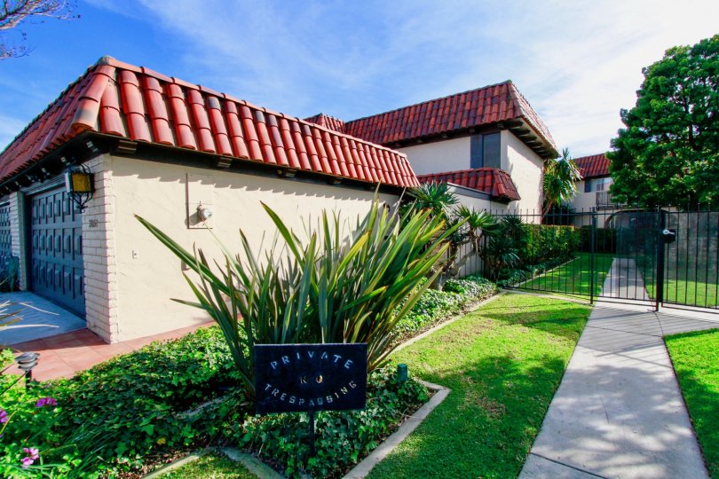 Country Club Villas Condos, Lofts & Townhomes For Sale | Country Club ...