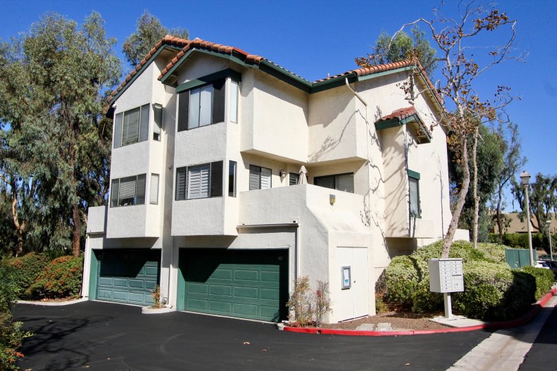 Eucalyptus Ridge Condos, Lofts & Townhomes For Sale | Eucalyptus Ridge ...