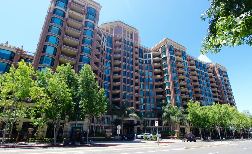 Cityfront Terrace Condos, Lofts & Townhomes For Sale | Cityfront ...