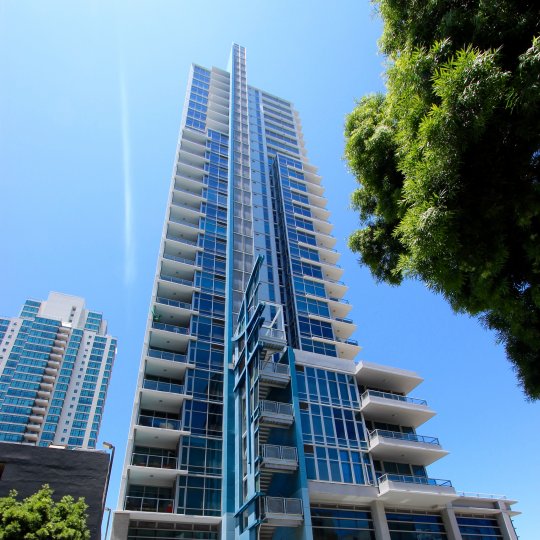 Sapphire Tower Condos, Lofts & Townhomes For Sale | Sapphire Tower Real ...