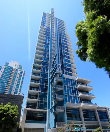 Sapphire Tower Condos, Lofts & Townhomes For Sale | Sapphire Tower Real ...