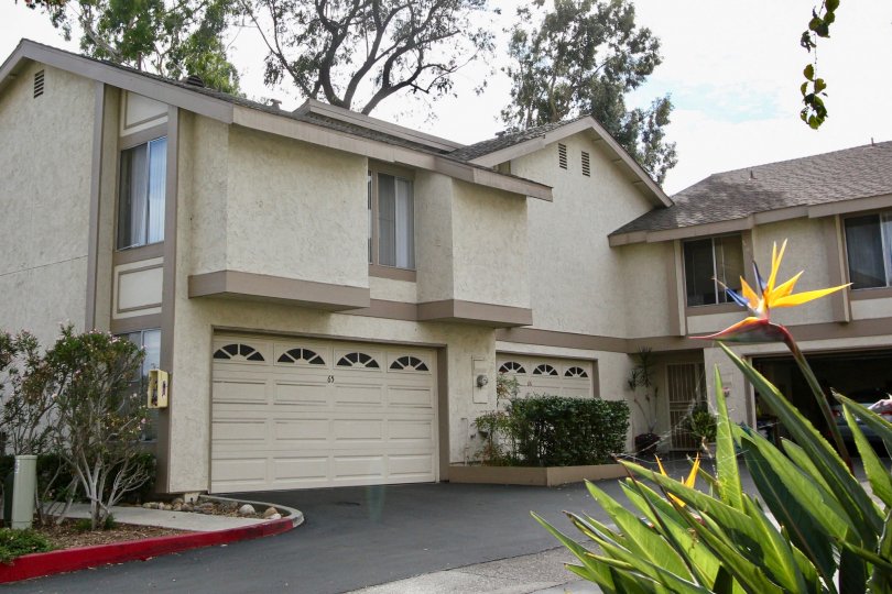 Strawberry Hills Condos, Lofts & Townhomes For Sale | Strawberry Hills ... Strawberry Hills Condos, Lofts & Townhomes For Sale | Strawberry Hills ...