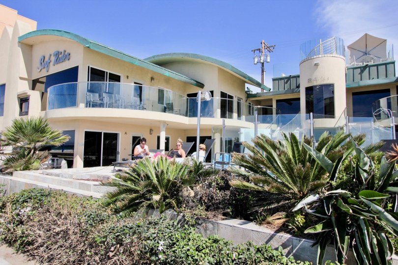 Surf Rider Condos, Lofts & Townhomes For Sale | Surf Rider Real Estate ...