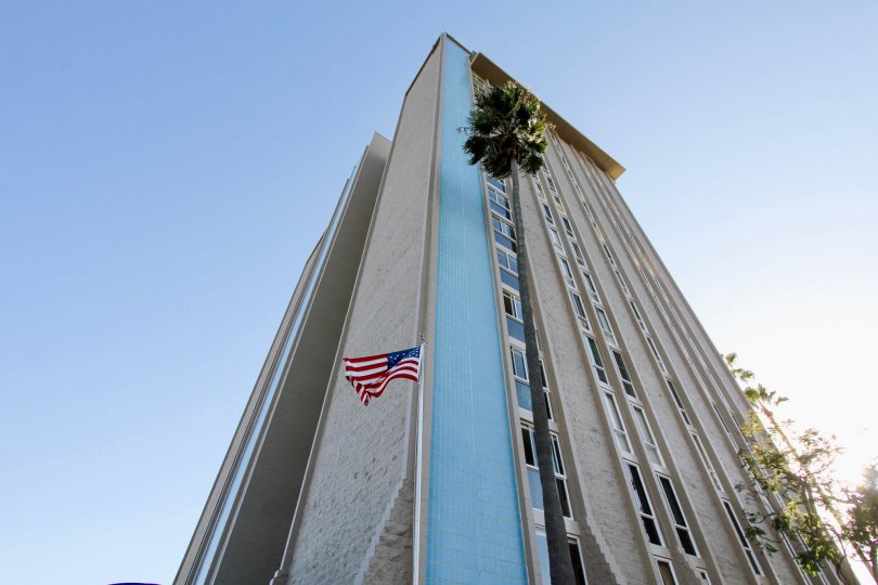 Marina Towers Condos, Lofts & Townhomes For Sale | Marina Towers Real ...