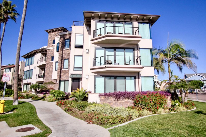 Montego Condominiums Condos, Lofts & Townhomes For Sale | Montego ...