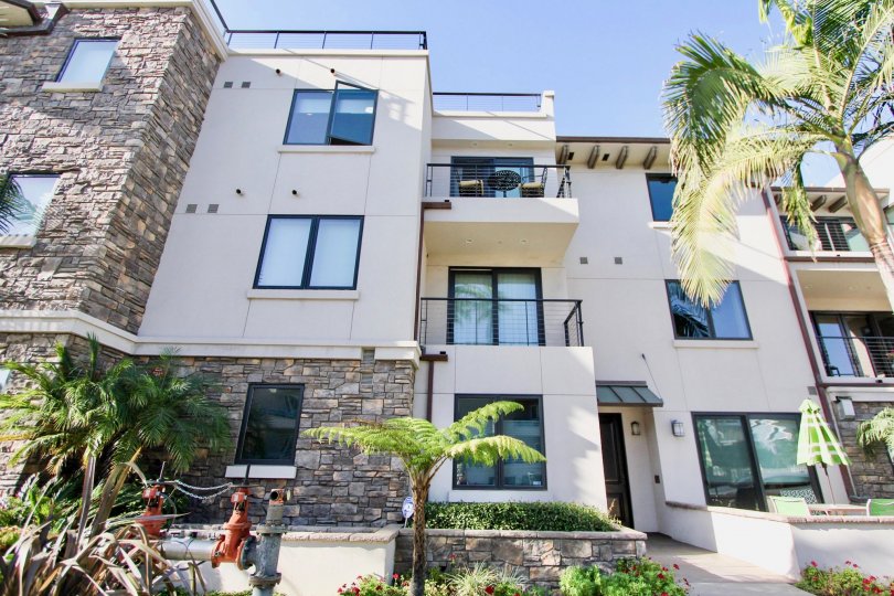 Montego Condominiums Condos, Lofts & Townhomes For Sale | Montego ...