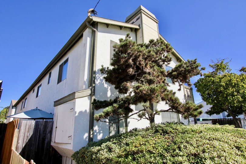 Oliver Villas Condos, Lofts & Townhomes For Sale | Oliver Villas Real ...