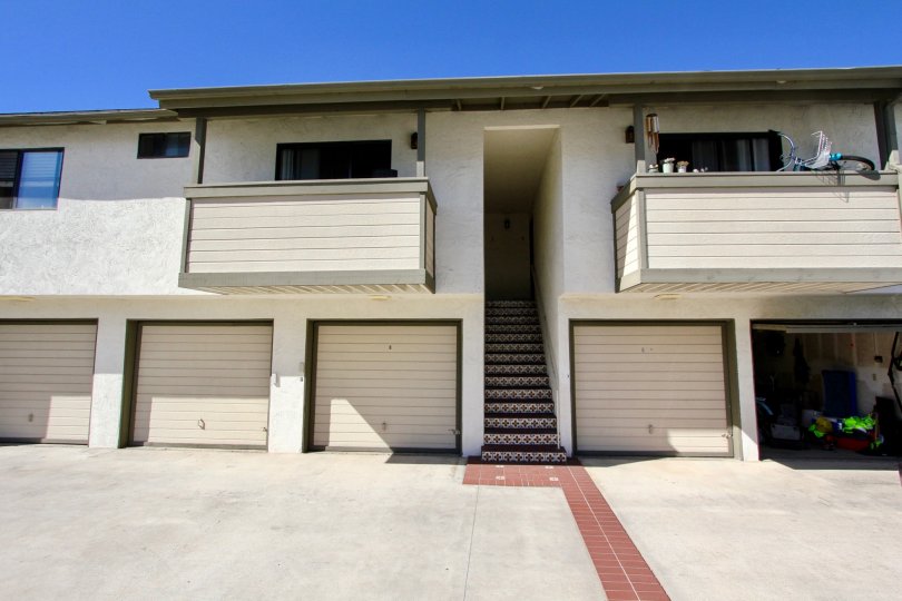 Oliver Villas Condos, Lofts & Townhomes For Sale | Oliver Villas Real ...