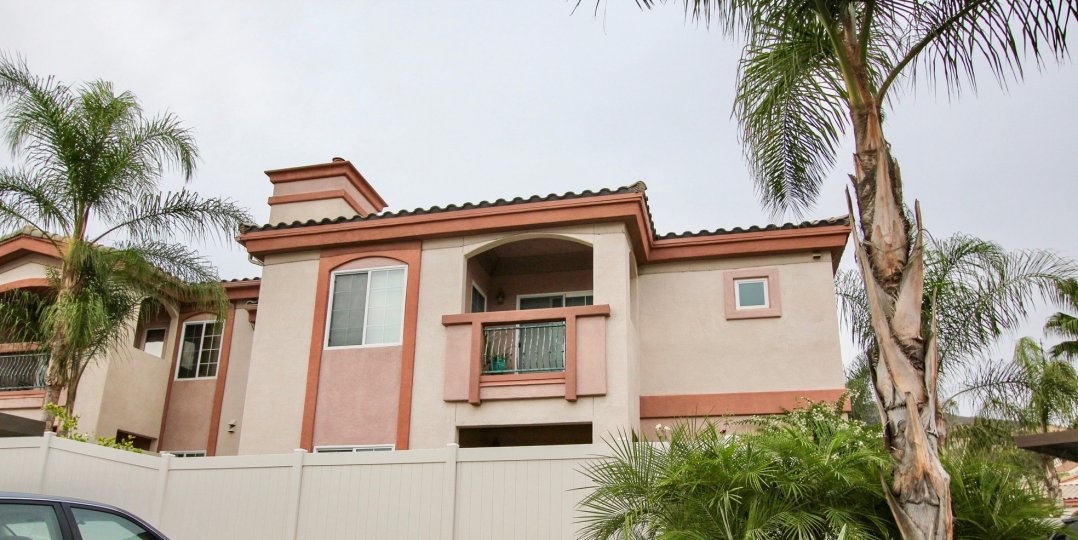 Pointe Lakeview Condos, Lofts & Townhomes For Sale | Pointe Lakeview ...